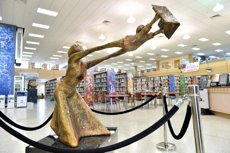 Biblioteca John F. Kennedy muestra un nuevo rostro a Hialeah