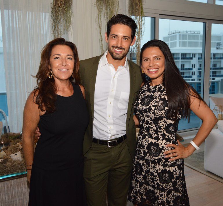 Exquisita tarde de arte, diseño, joyas y filantropía