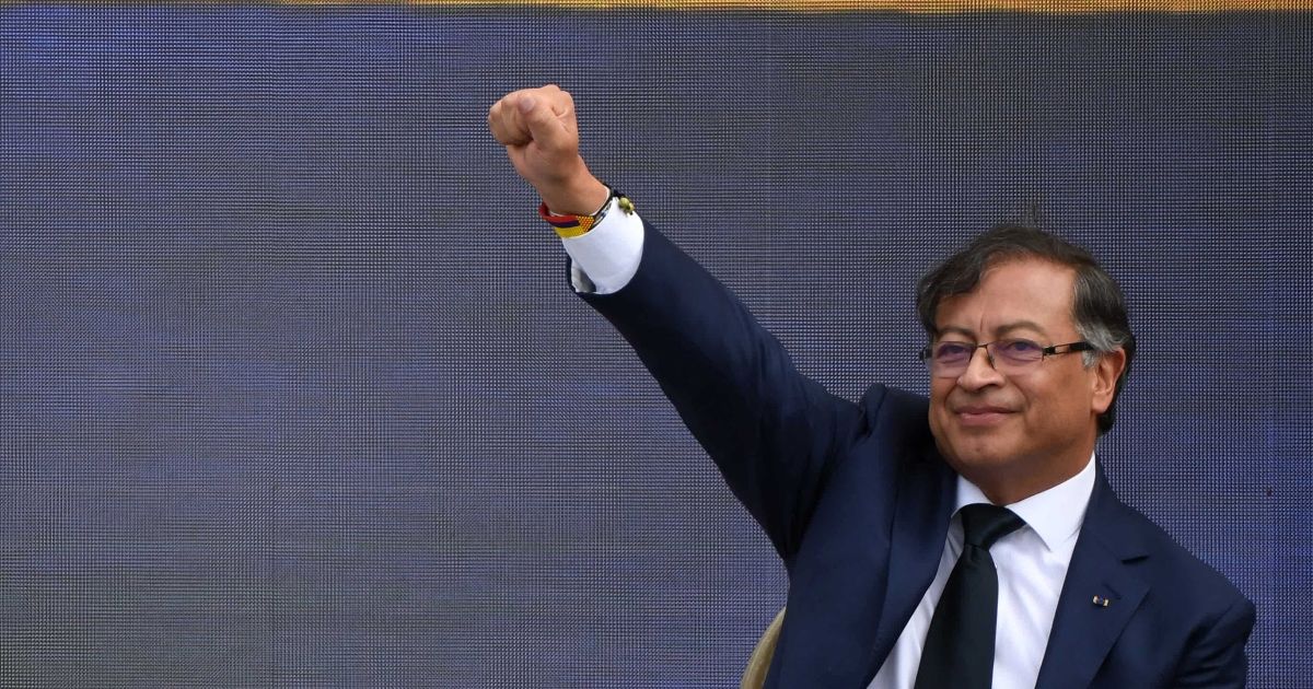 Gustavo Petro asume como presidente de Colombia