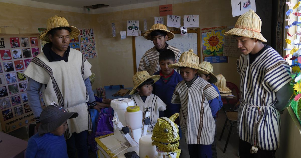 Bolivia: indígenas Irohito Urus, de la pesca a la robótica