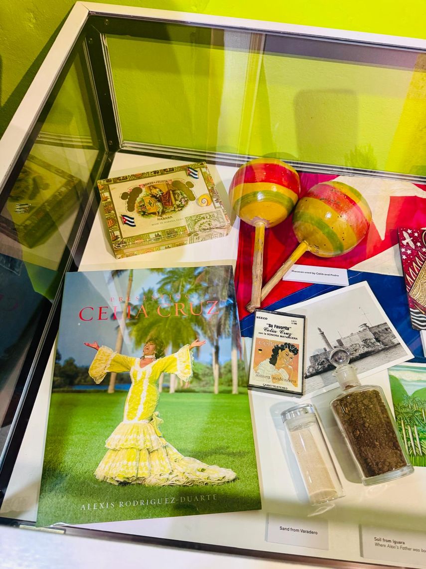 Muestra fotográfica honra a Celia Cruz en el Coral Gables Museum