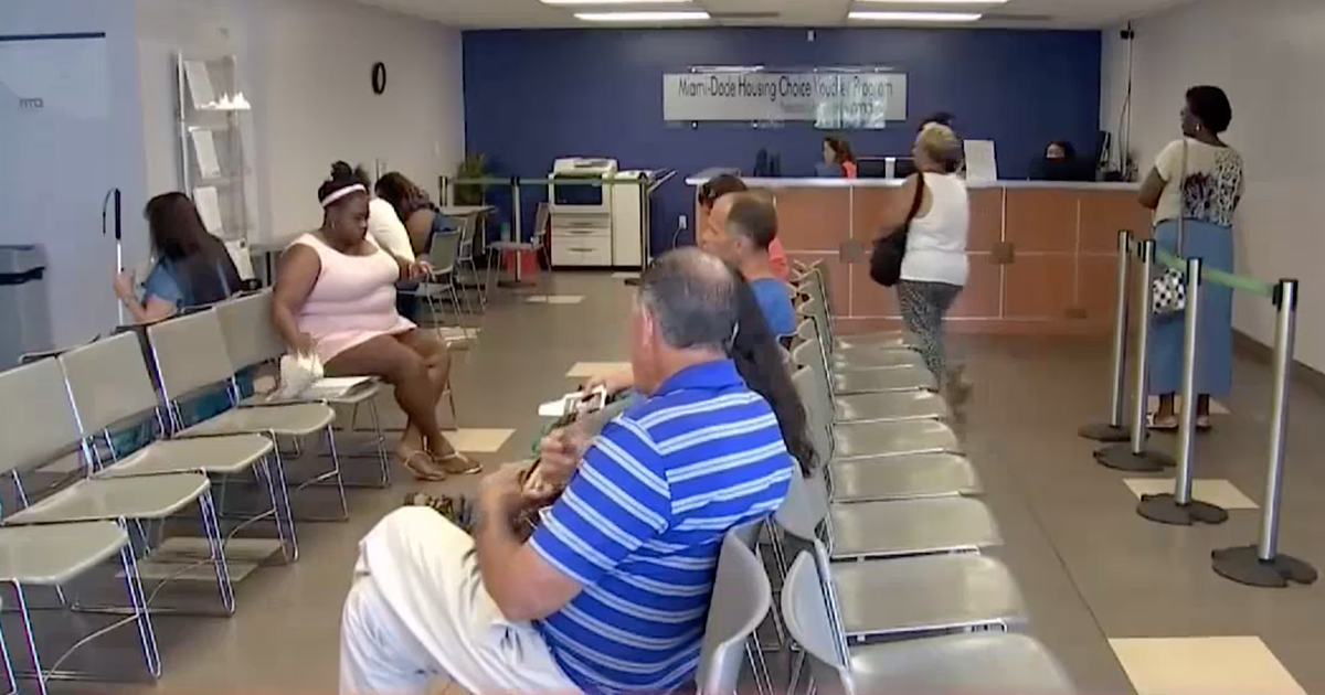 Alerta sobre fraude en relación al Plan 8 en Miami-Dade