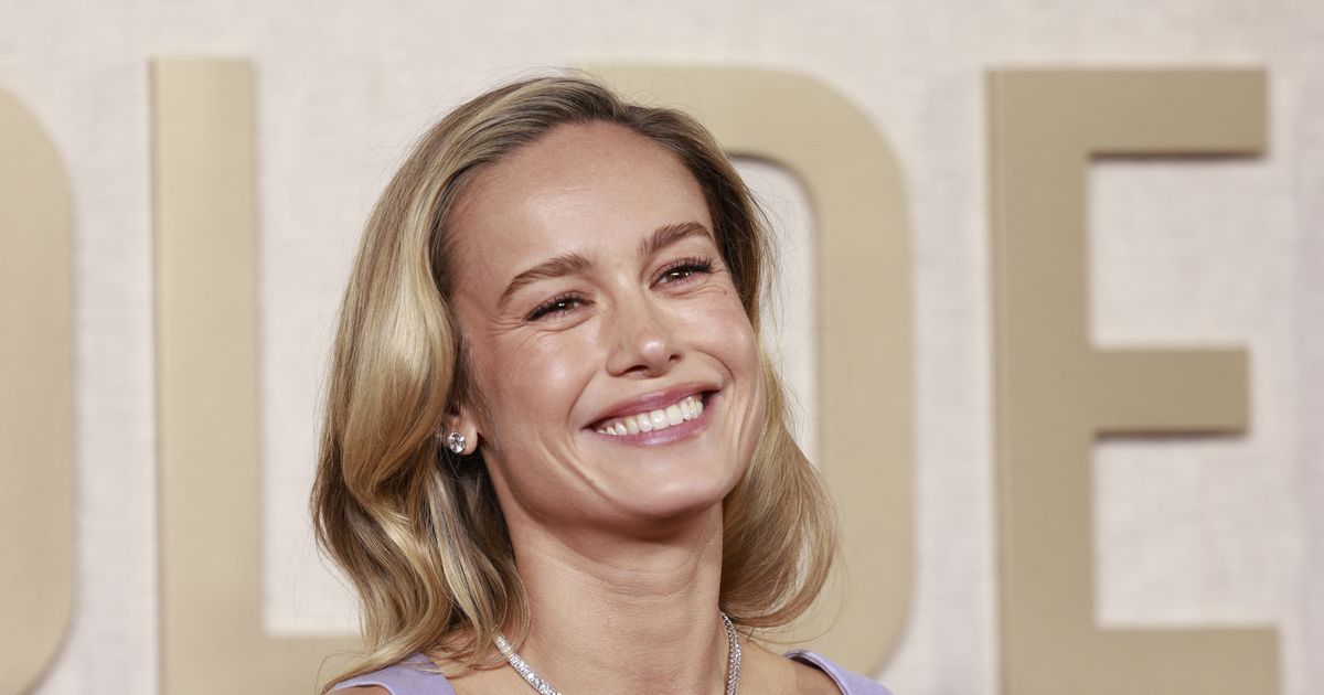Brie Larson le confiesa a Jennifer López su admiración en los Globos de Oro