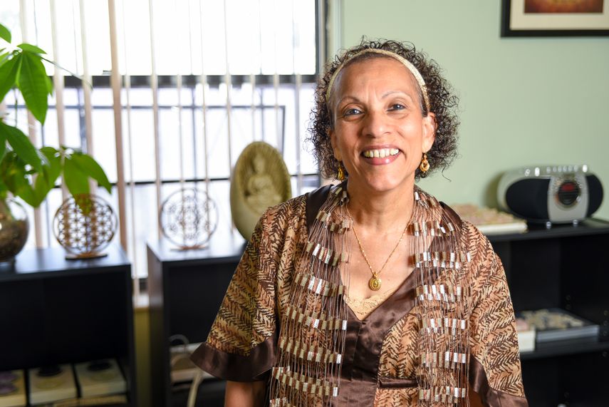 La coach de salud holística Yoko Bagnariol: La energía del universo nos ...