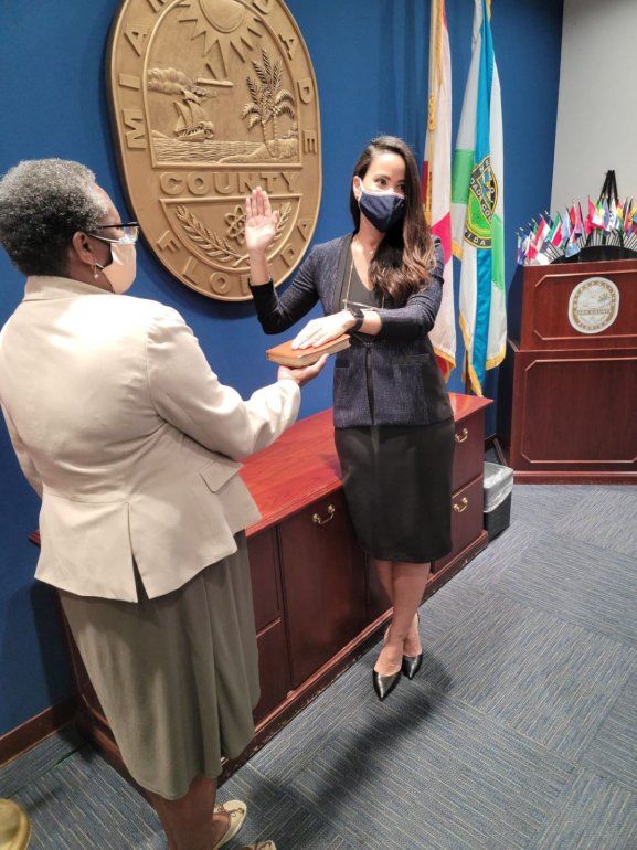 Miami-Dade elige a Danielle Cohen Higgins comisionada por distrito 8