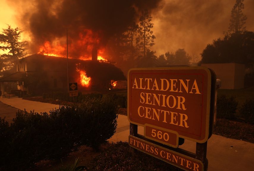 Incendios en Los Ángeles destruyen comunidades enteras, Hollywood bajo amenaza