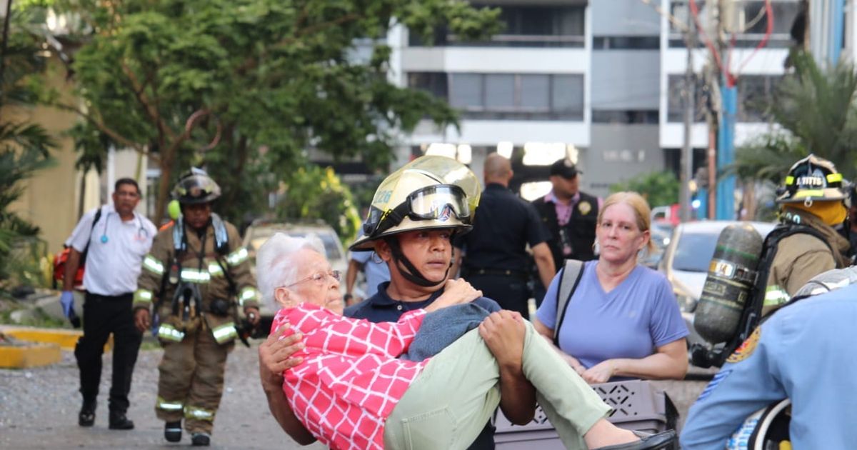 Explosión en edificio en Panamá deja al menos 20 heridos