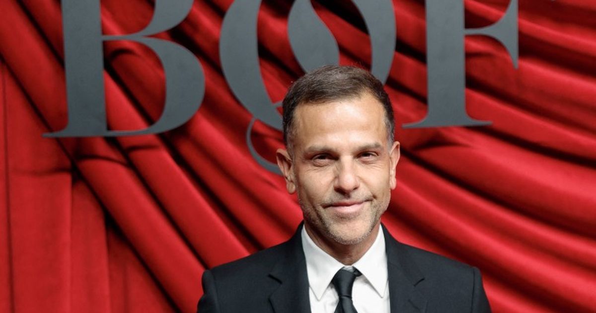 El diseñador Matthieu Blazy debuta con Chanel en la Semana de la Moda ...