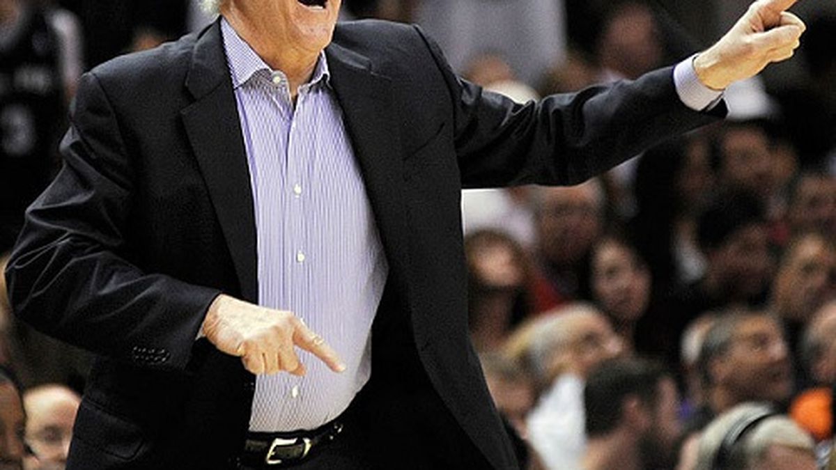 Gregg Popovich gana su tercer premio al Entrenador del Año