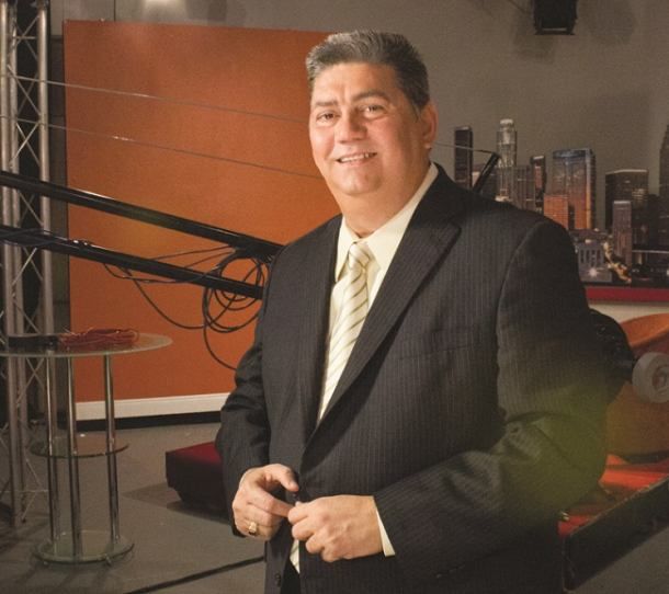 El presentador Nelson Rubio está de regreso en América TeVe