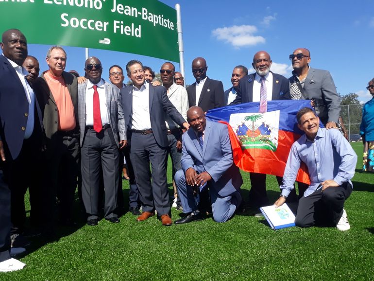 Hombre aprovecha el fútbol para formar mejores personas y tiene recompensa