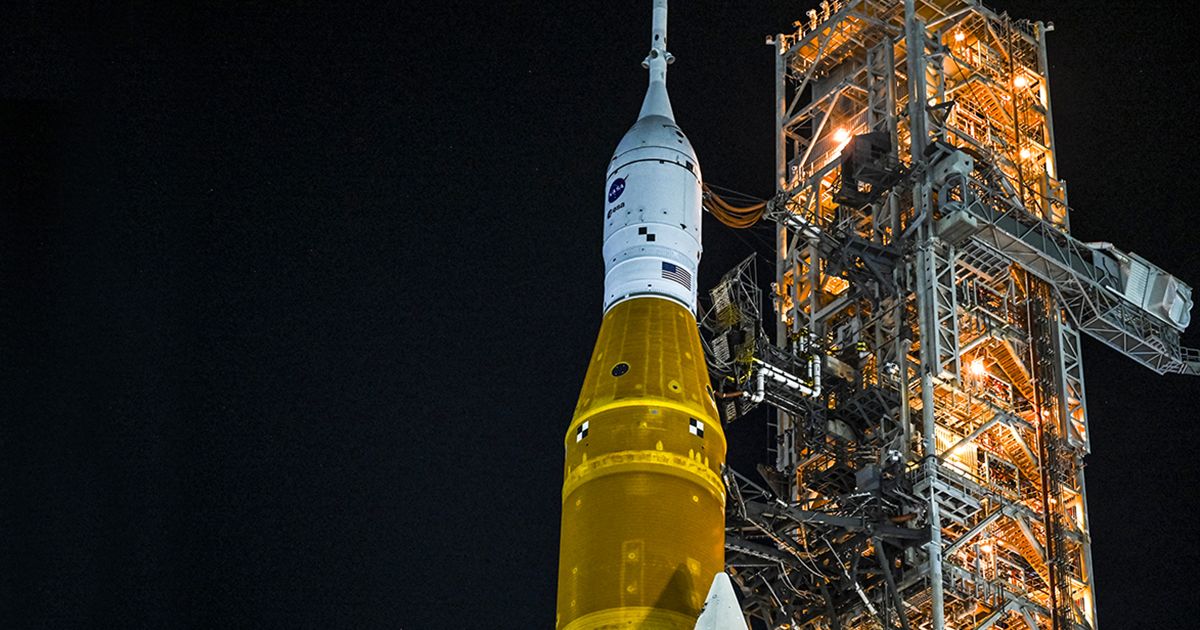 La NASA aplaza despegue de su nuevo cohete lunar