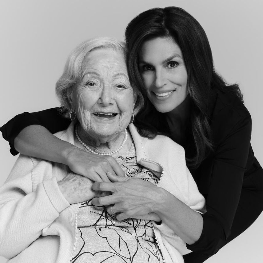 Museo del Holocausto honra a Cindy Crawford y a la sobreviviente Ella ...