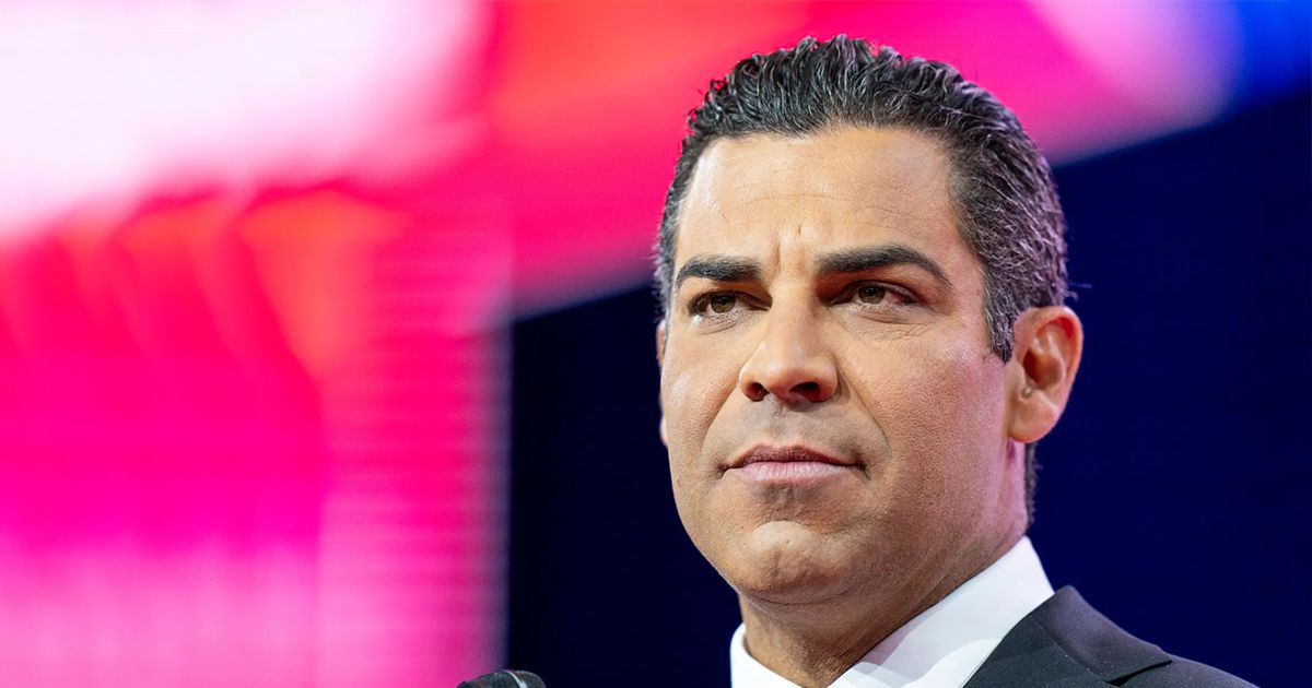 Alcalde Suárez utiliza inteligencia artificial en campaña