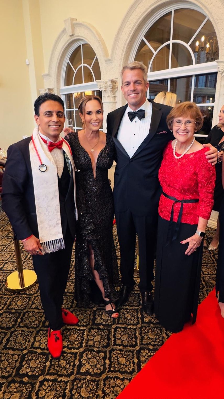 Natalia Denegri recibe el Premio Humanitario de United Doctors of ...