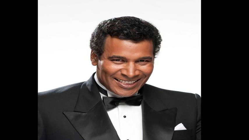 Julio Sabala, maestro de ceremonia de Noche de Carnaval