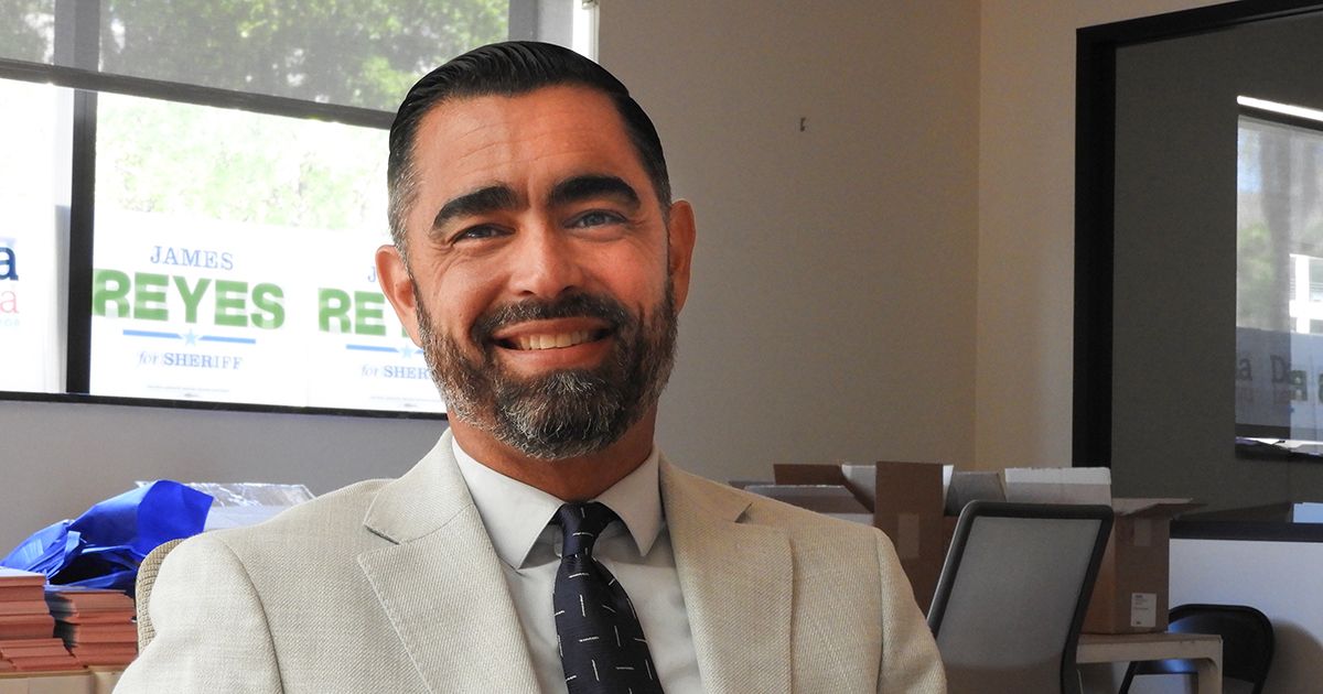 James Reyes: El puesto de sheriff no debería ser partidista