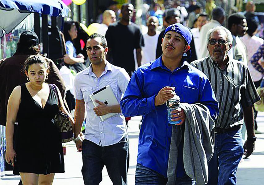 Los hispanos, más previsores en sus finanzas que el resto