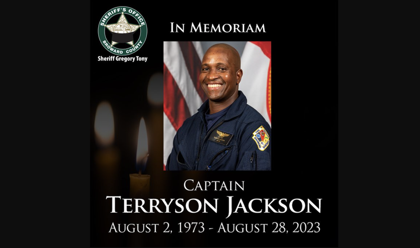 Mueren dos personas al caer helicóptero sobre edificio en Pompano Beach