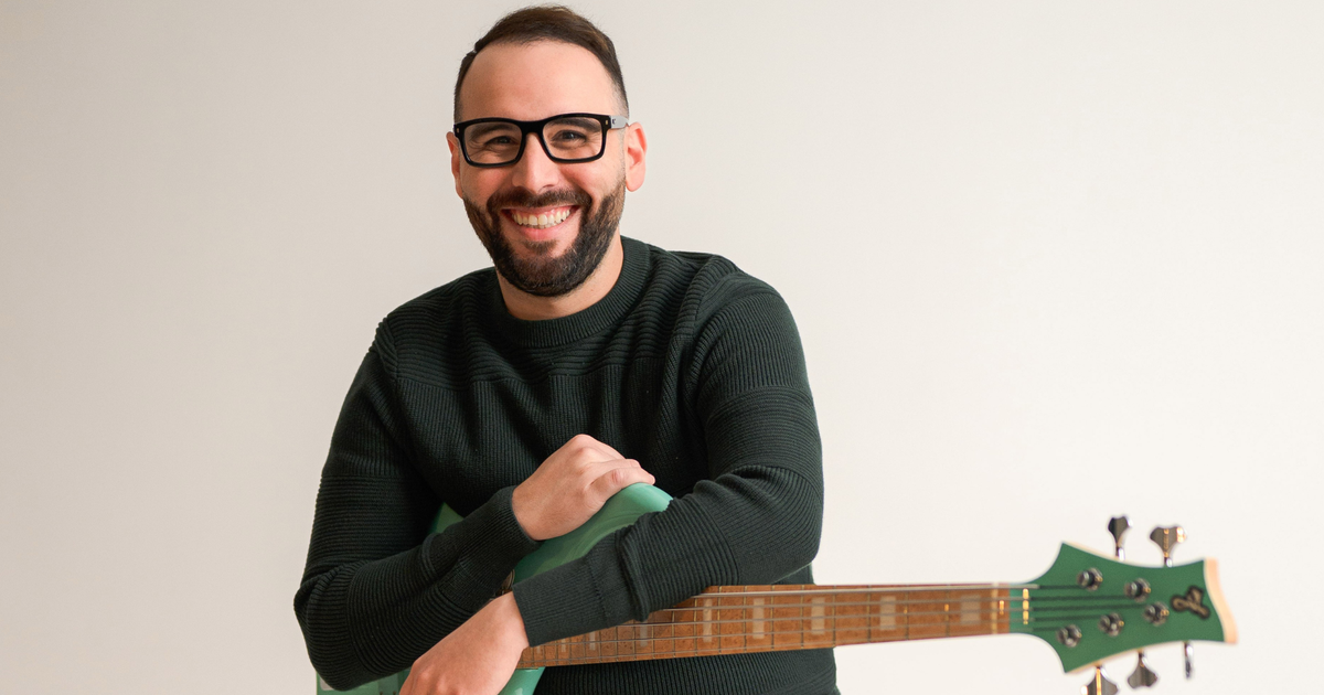 Edgar Solórzano: precisión y carácter en cinco cuerdas