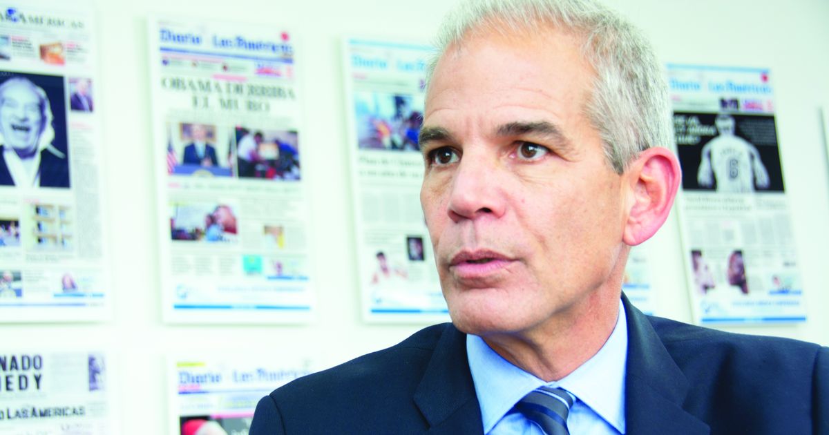 El exalcalde Alex Penelas planea recuperar las riendas de Miami-Dade