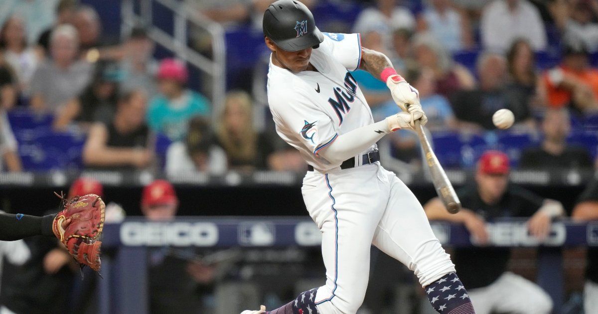 Marlins de Miami saca el poder en duelo del 4 de julio