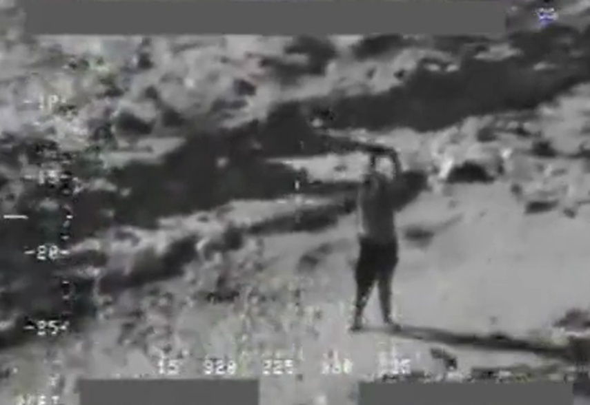 Video: Rescatan a un náufrago varado seis días en una isla en Bahamas