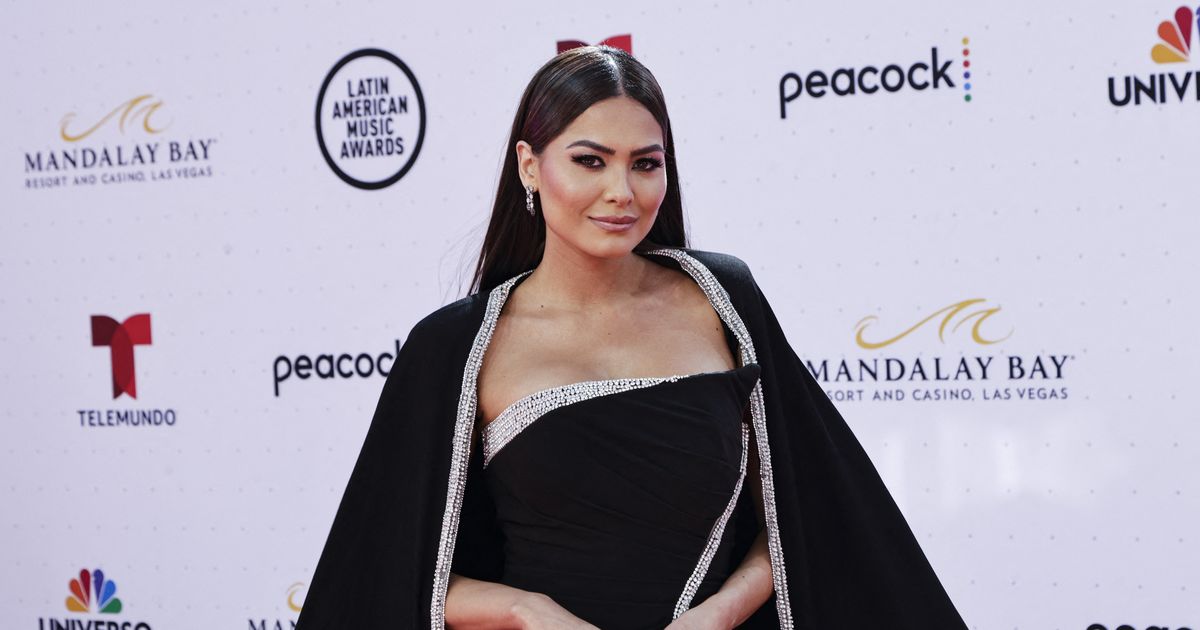 Miss Universo 2020 se compromete con influencer Ryan Proctor