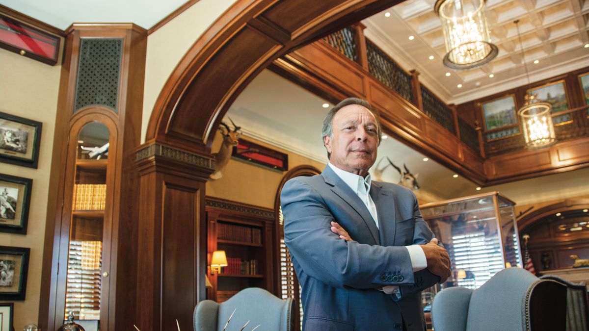 Miguel Mike Fernández: Eduardo Padrón es el Miami Dade College