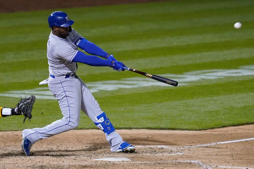 Cubano Jorge Soler llega a 100 jonrones en Grandes Ligas