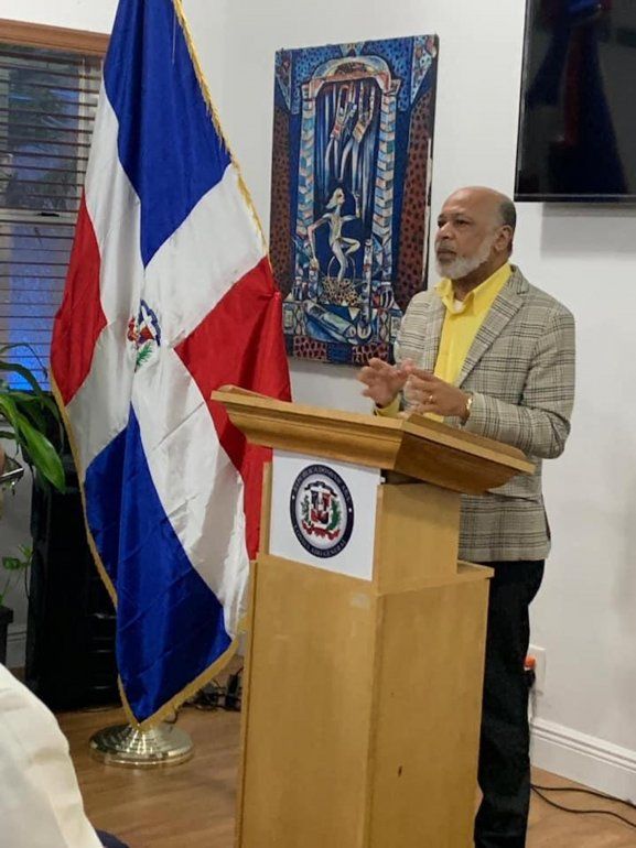 Consulado de Dominicana en Miami opera solo por citas previas