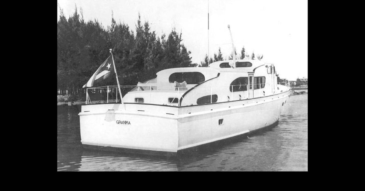 La muerte de Fidel Castro coincidió con la salida del yate Granma