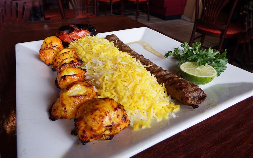 La cocina persa sorprende por la fidelidad a sus orígenes
