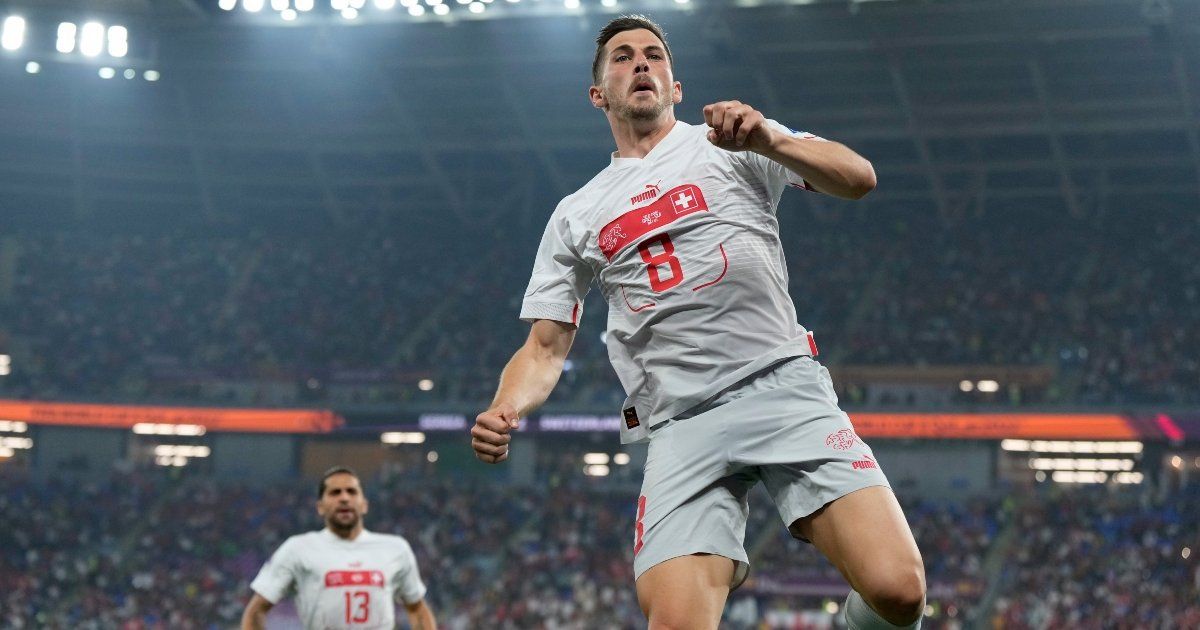 Suiza clasifica como segunda de grupo y va contra Portugal