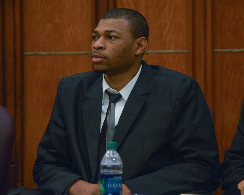 Hermano de homicida declara en su contra en juicio por joven muerto