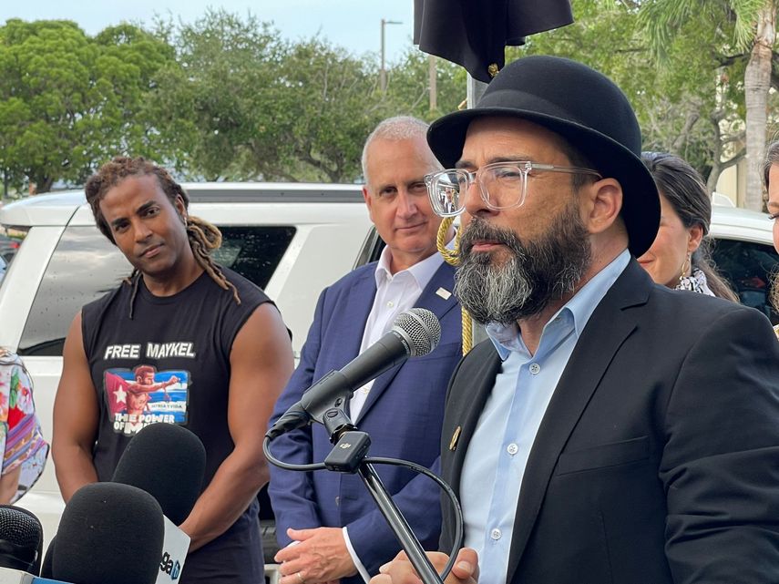 Hialeah: Plaza Patria y Vida honra a manifestantes del 11j