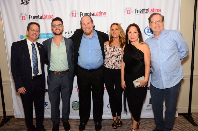 Fuente Latina celebra su cena anual de recaudación