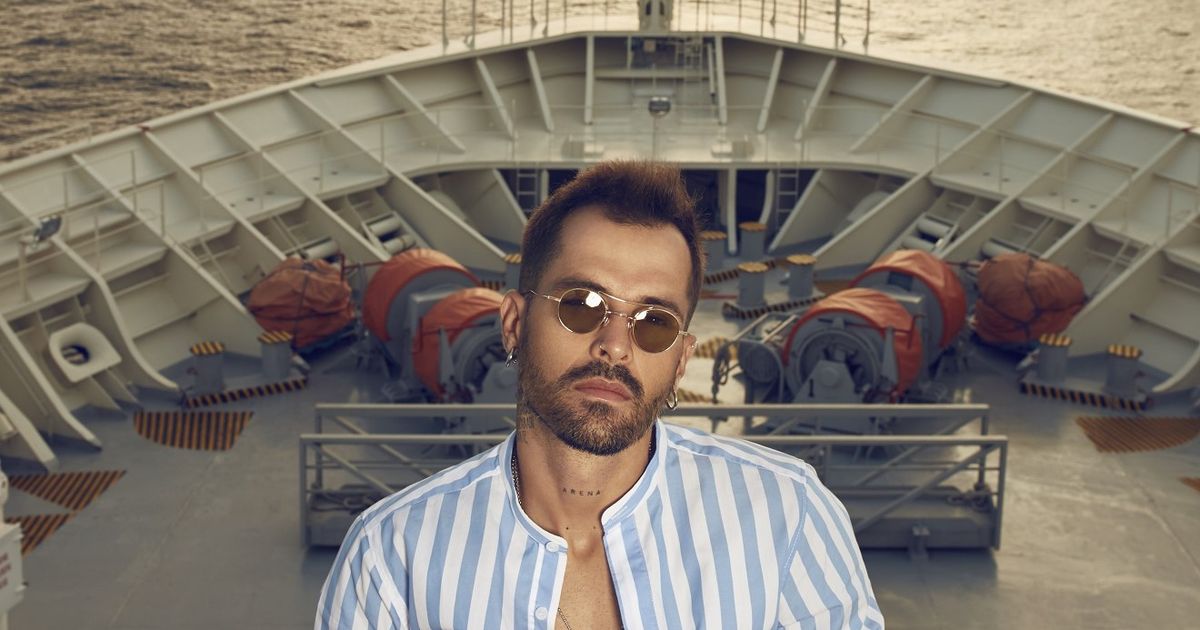 Artista colombiano Mike Bahía celebra nominación al Latin Grammy