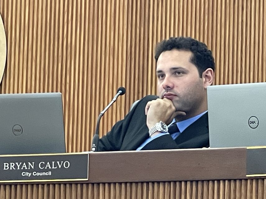 Bryan Calvo promete transformar Hialeah desde sus cimientos, si sale ...