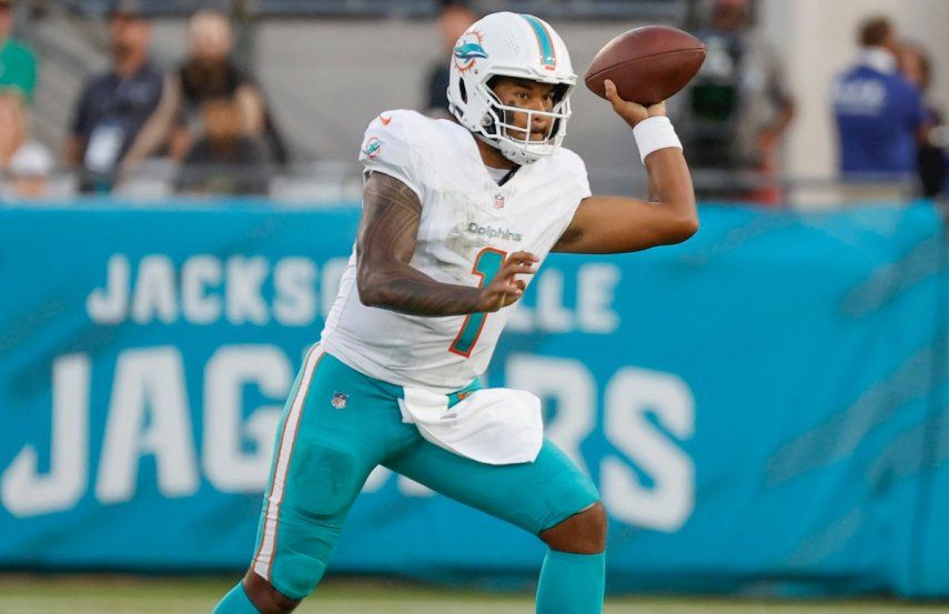 Tagovailoa se luce en triunfo de los Dolphins durante la pretemporada de la NFL
