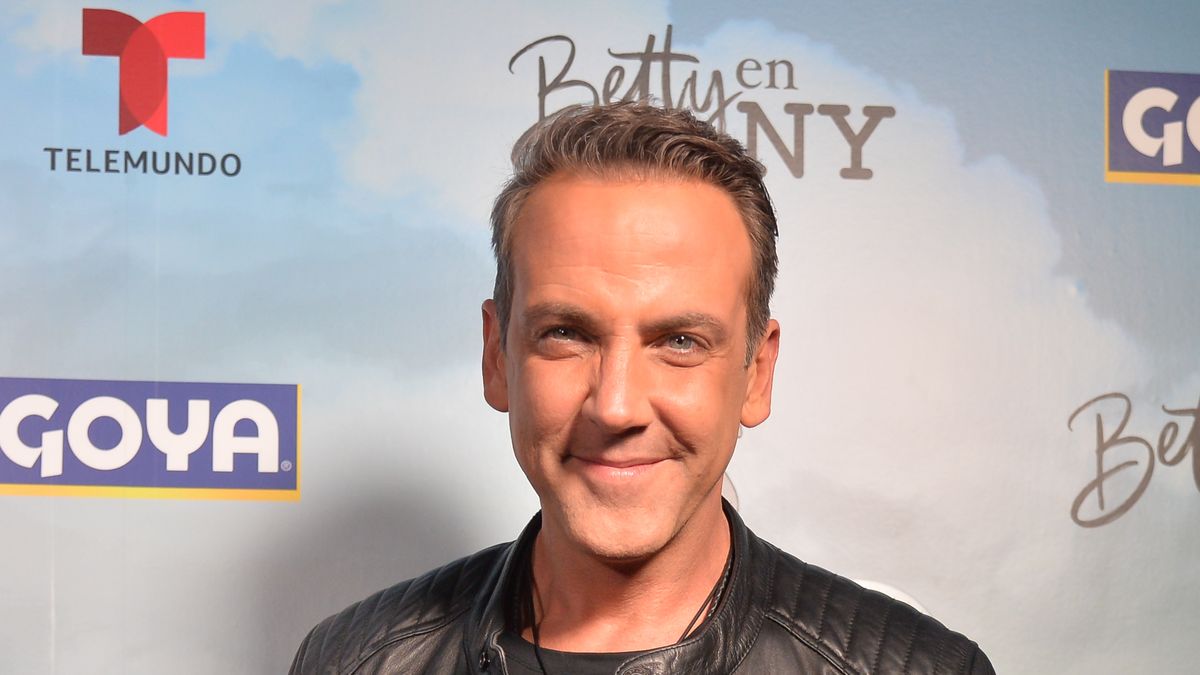 Carlos Ponce: una de las nuevas figuras de Luis Miguel, la serie