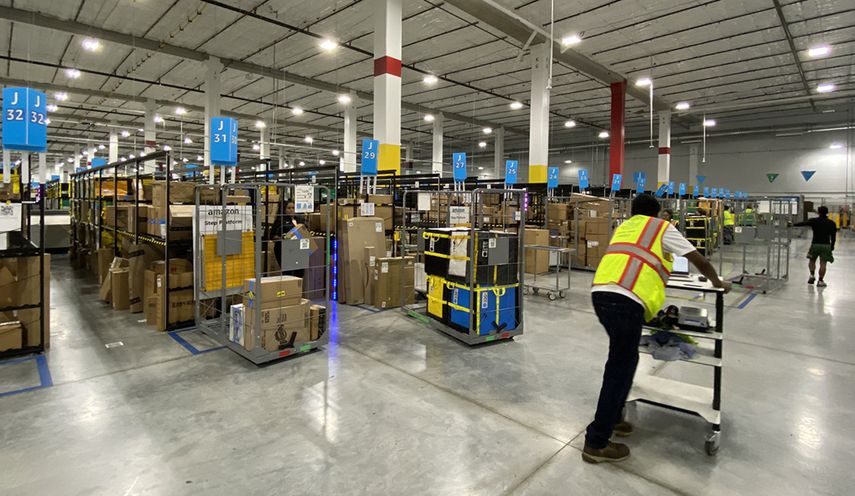 Amazon apuesta por más presencia operativa en Miami