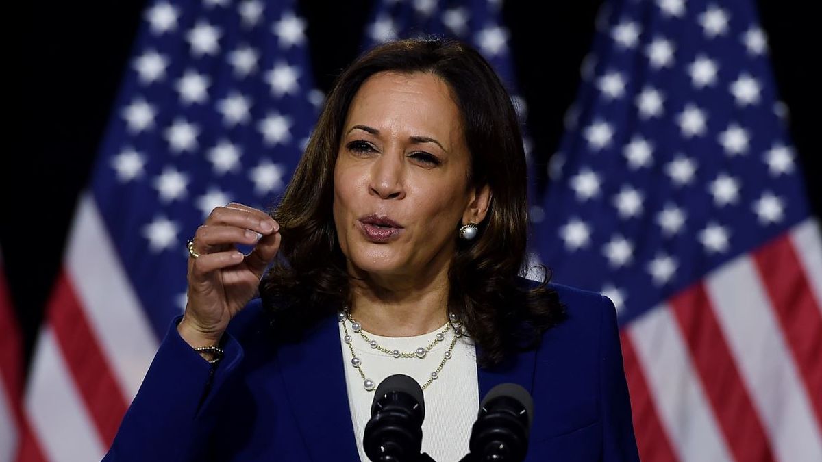 Kamala Harris retomaría acercamiento a Cuba que saluda su nominación