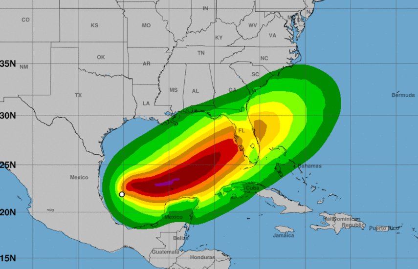 Huracán Milton se dirige a Florida y gana fuerza