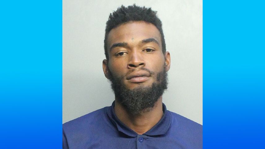 Persiguen y arrestan a sospechoso de robo en Miami-Dade