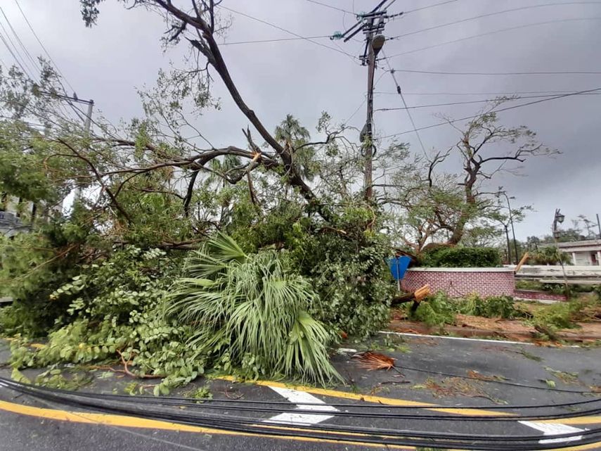 Huracán Ian deja la provincia Pinar del Río destrozada