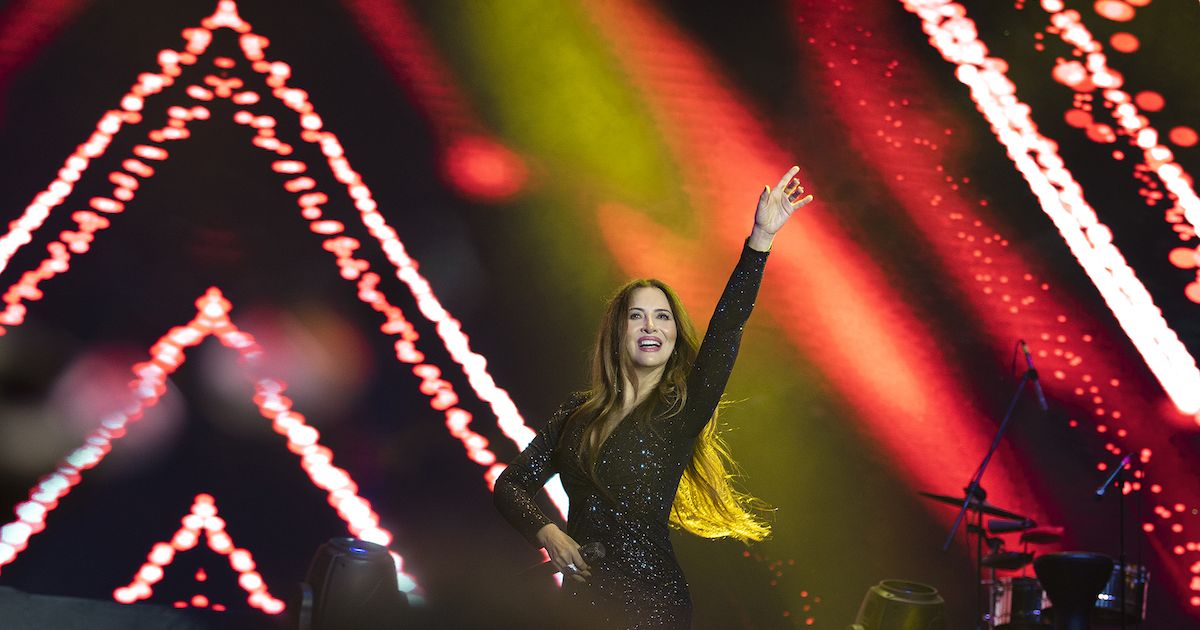 Myriam Hernández presenta nuevo tema de disco navideño