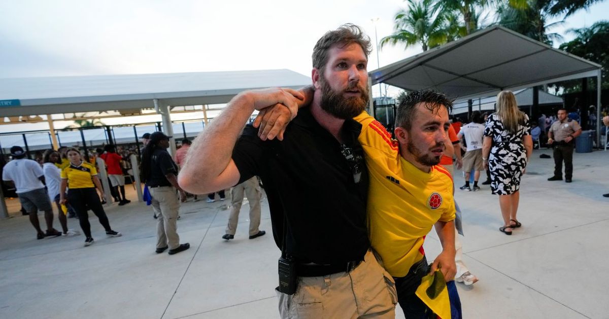 Demandan al estadio y la CONMEBOL por caos en la final de Copa América