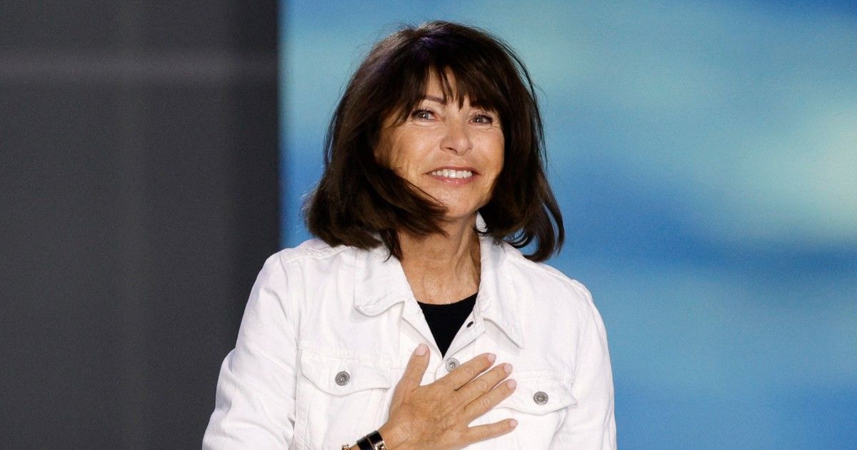 Diseñadora Véronique Nichanian presenta su último desfile para Hermès