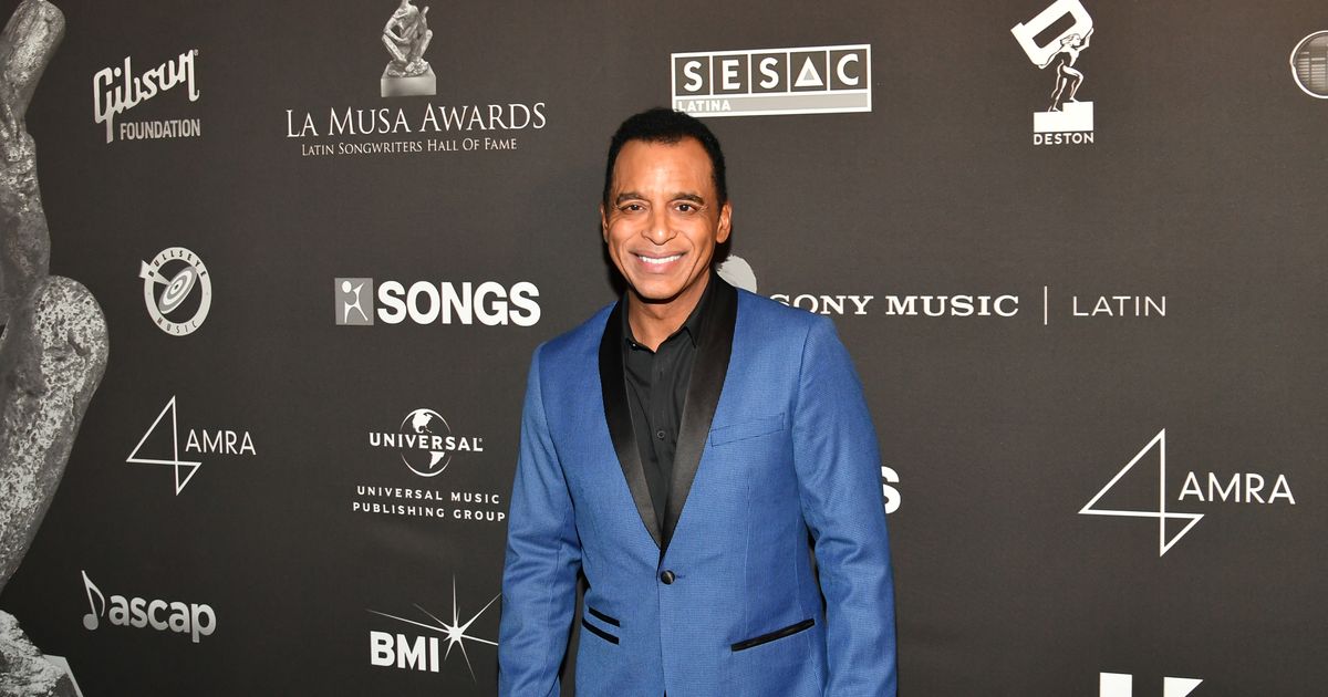 Jon Secada inaugurará serie de conciertos benéficos en Miami
